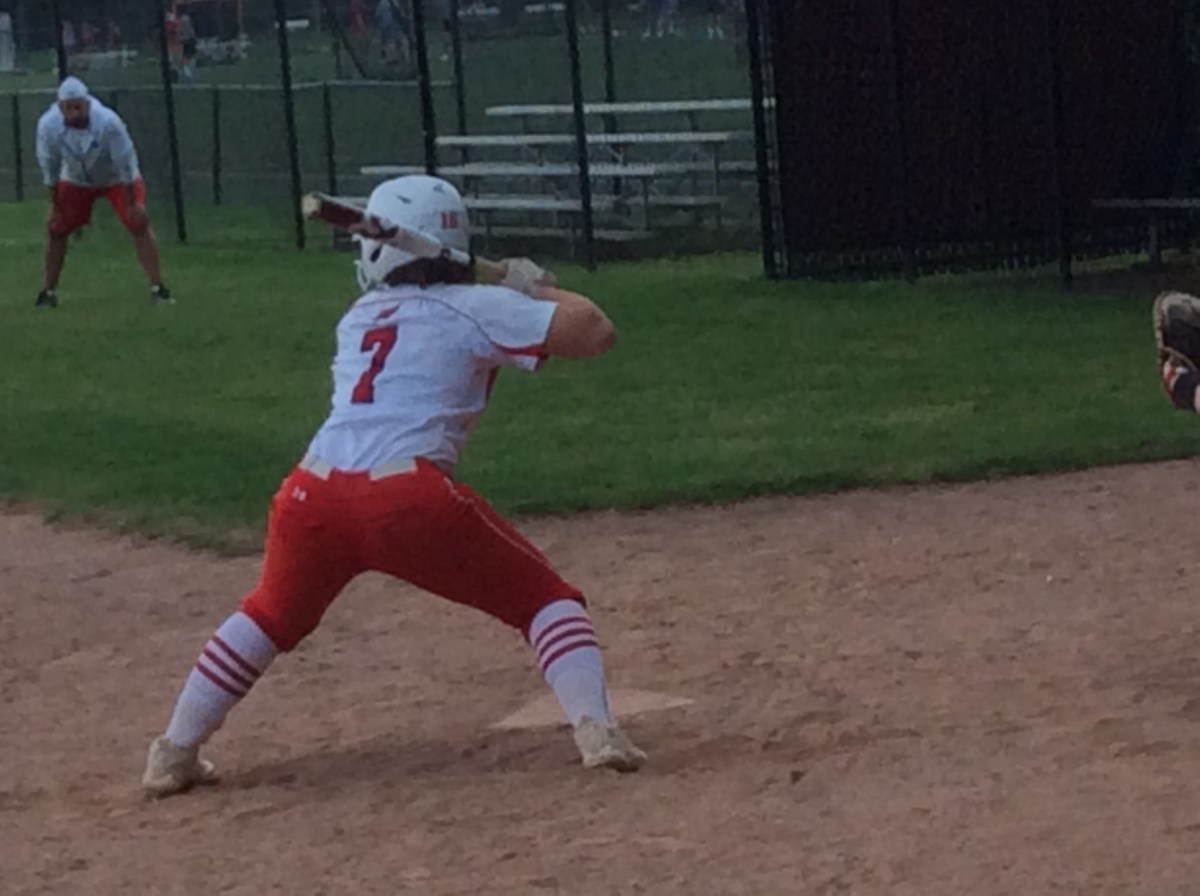 Cardinals softball team falls to Warde – Greenwich Sports Beat