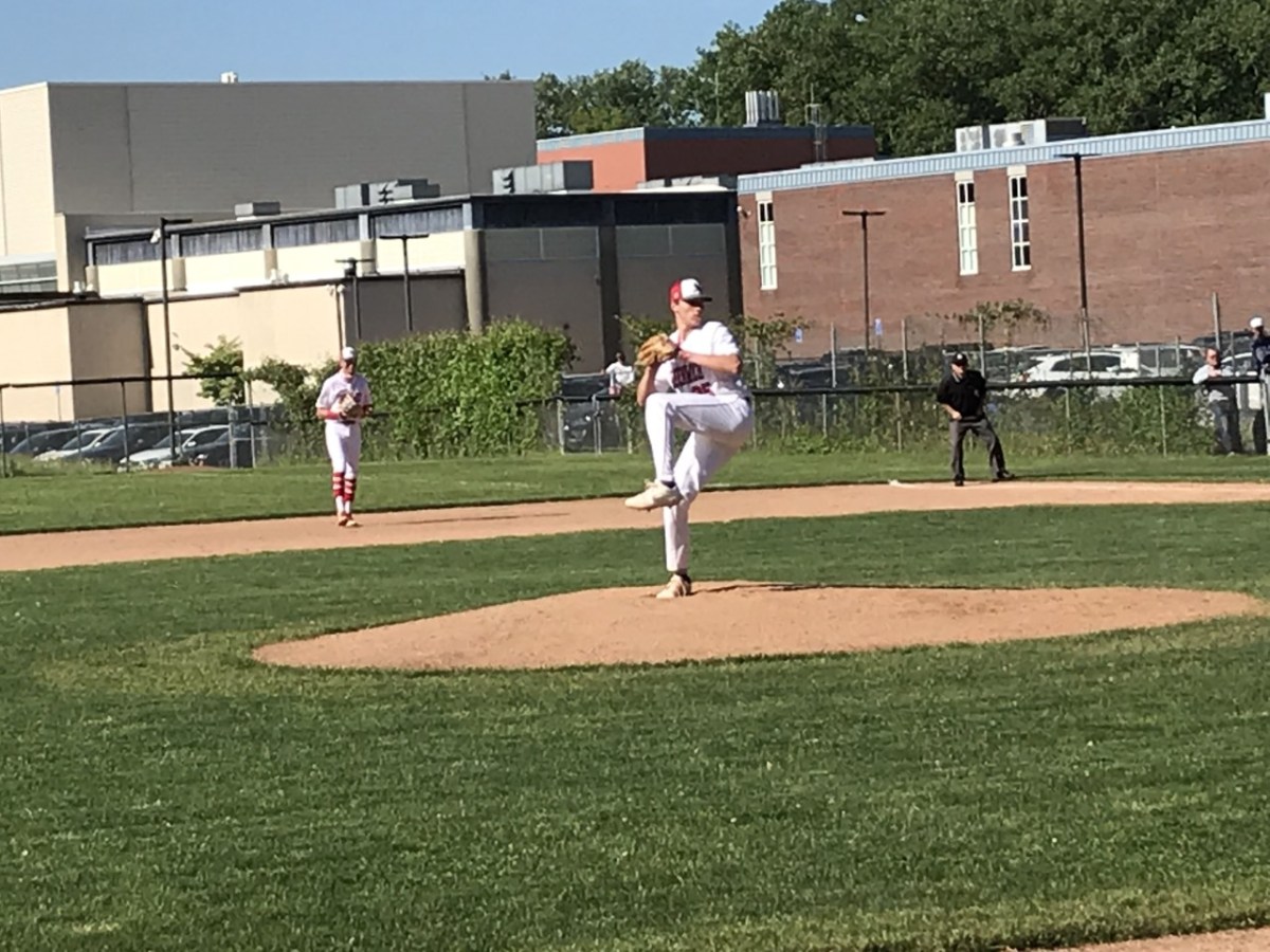 Greenwich baseball team defeats Danbury in FCIAC quarterfinals ...