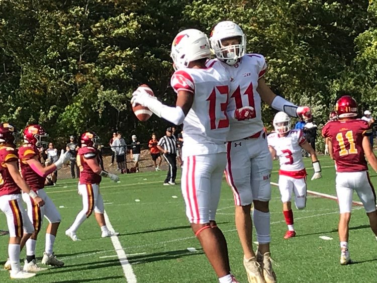 Greenwich edged in showdown against FCIAC football foe St. Joseph, 24 ...