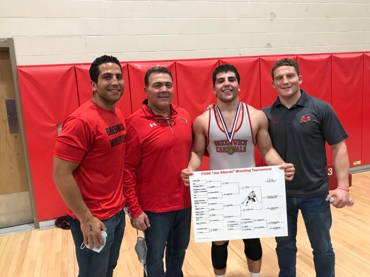 Greenwich High’s Louis Ceci wins FCIAC wrestling title in 182-pound ...