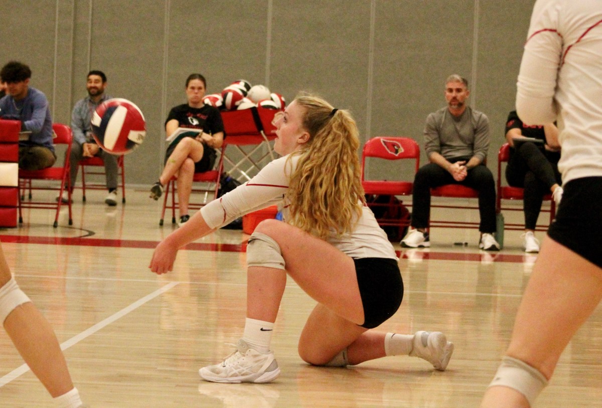 Maggie Saleeby, Katherine Ford pace Greenwich volleyball team past ...