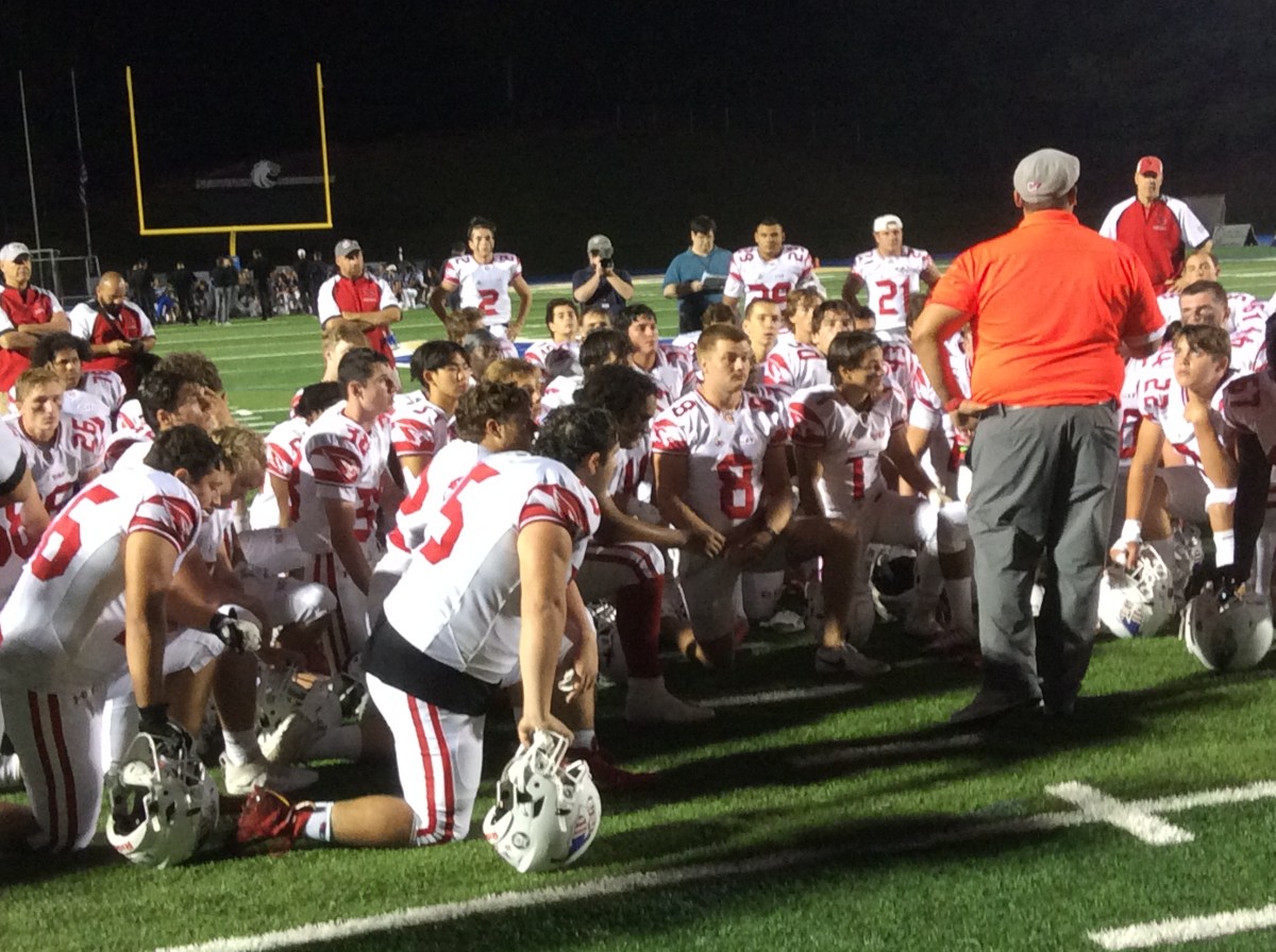 Greenwich High football team starts season with road victory over ...