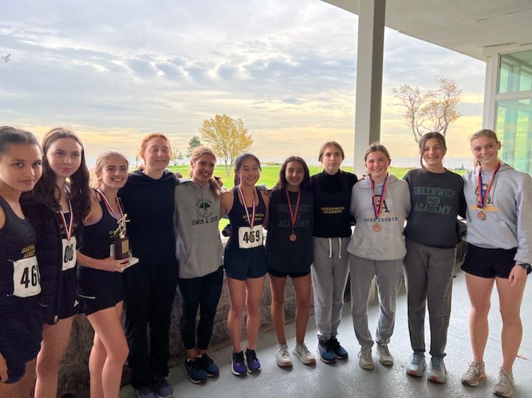 Greenwich Academy’s Maddy Lee wins race at FAA Championships, GA places ...