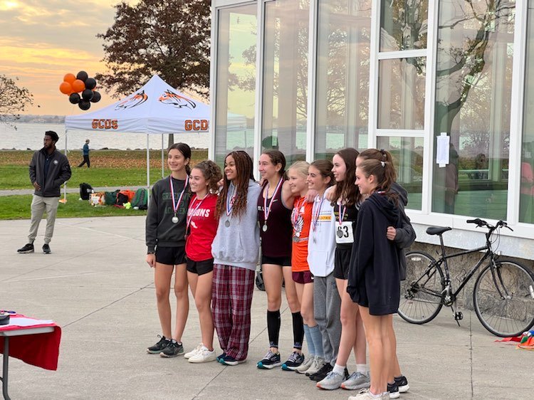 Greenwich Academy’s Maddy Lee wins race at FAA Championships, GA places ...