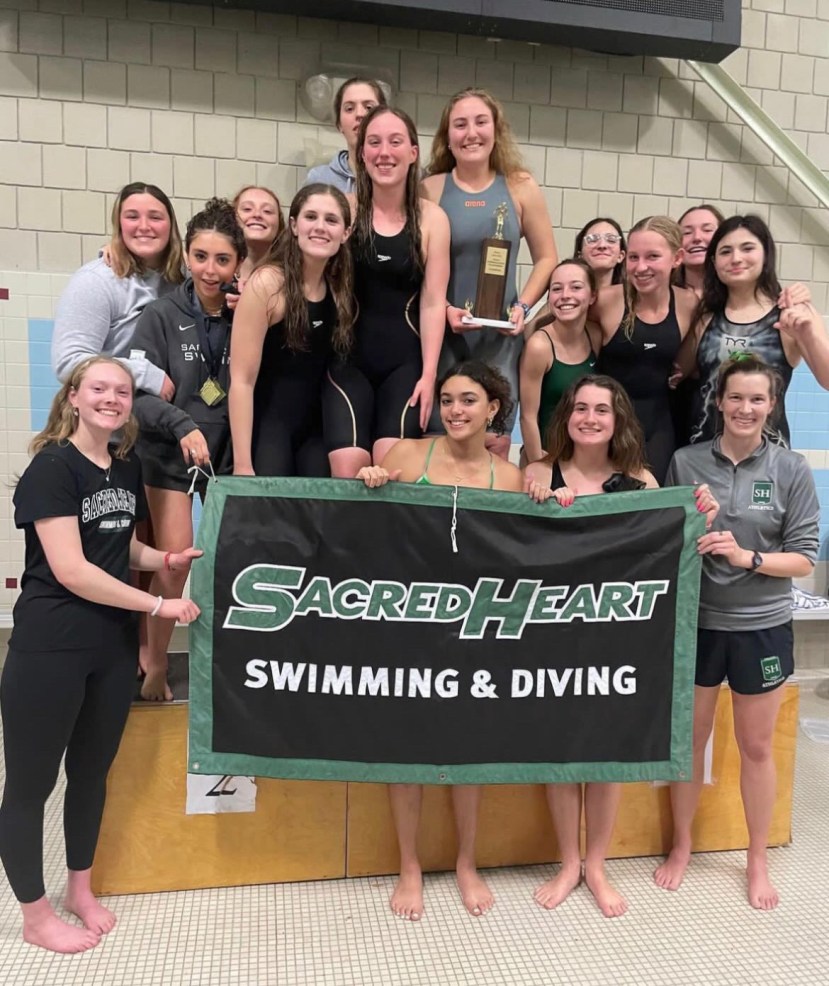 Sacred Heart Greenwich swimming/diving team captures team title at FAA ...