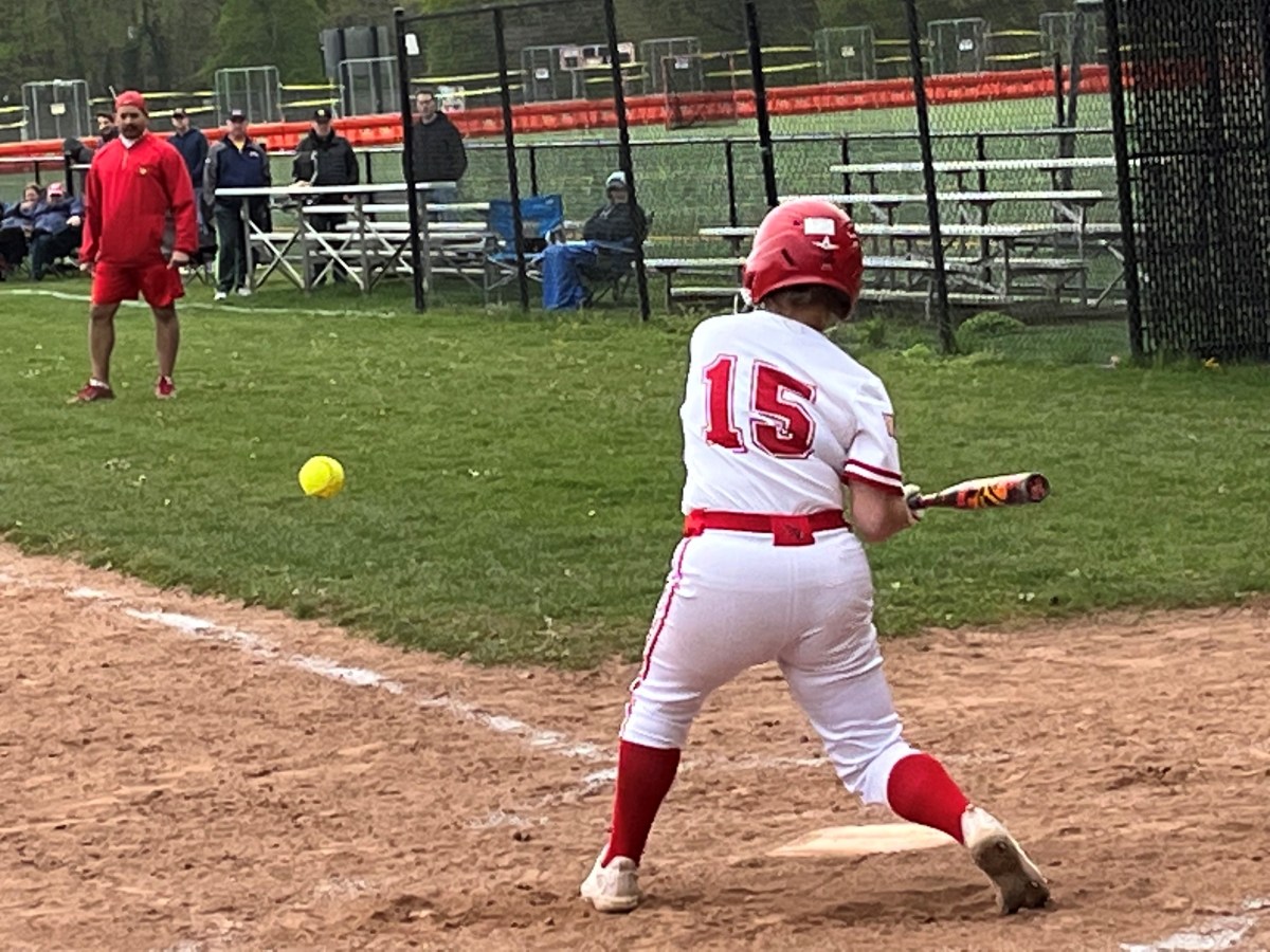Greenwich High softball team uses clutch hitting, strong pitching to ...