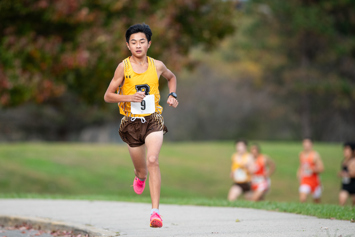 Nathan Lee leads Brunswick cross country team by each FAA foe with ...