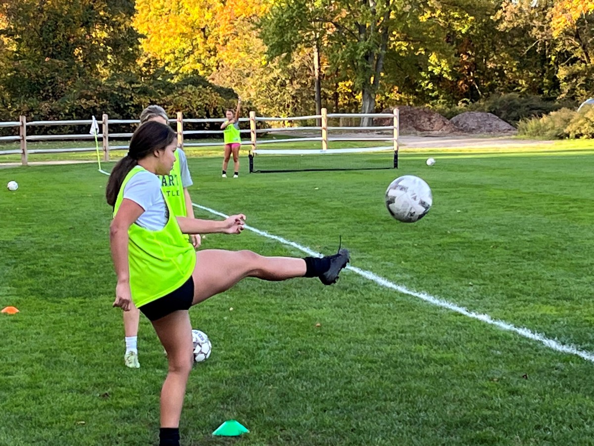 Sacred Heart Greenwich soccer team clinches FAA regular season title ...