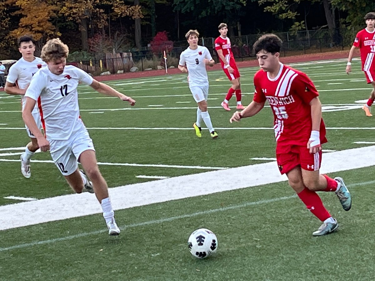 Cardinals boys soccer team edges Ridgefield, advances to FCIAC ...