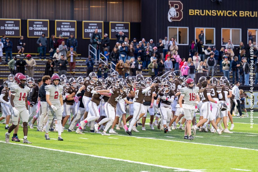 Brunswick School football team earns thrilling Homecoming comeback win ...