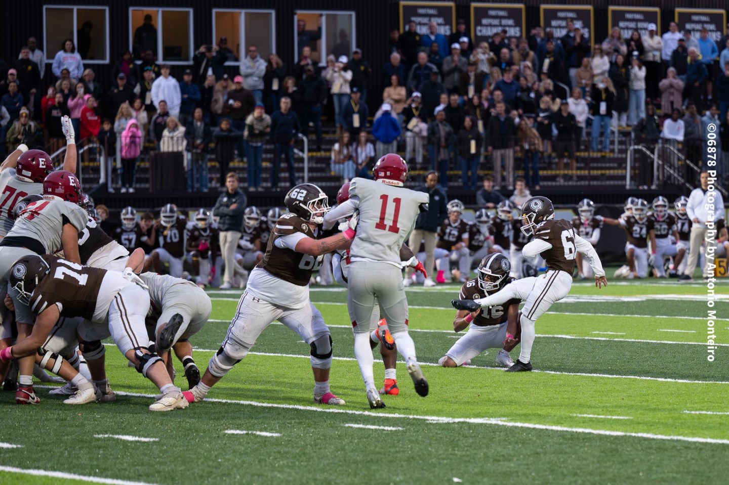 Brunswick School football team earns thrilling Homecoming comeback win ...