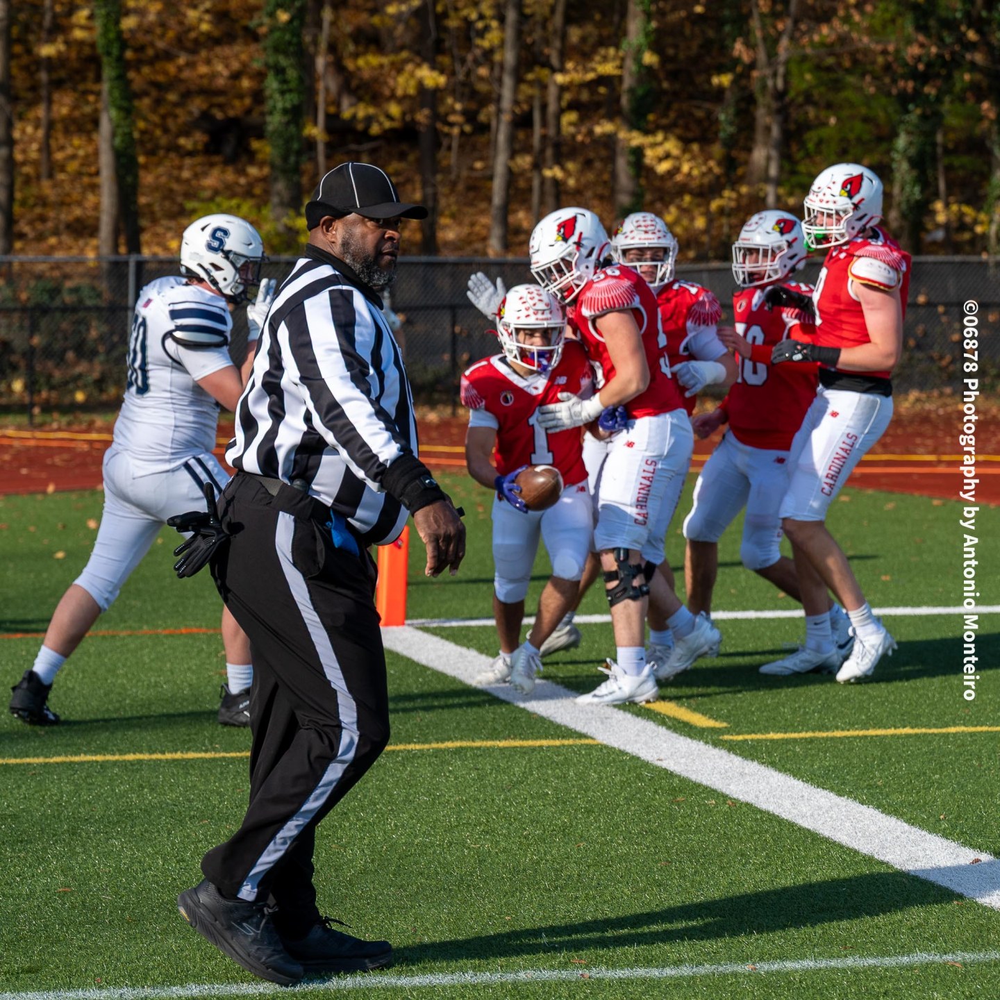 Greenwich High football team tops Thanksgiving rival Staples, 33-19 ...